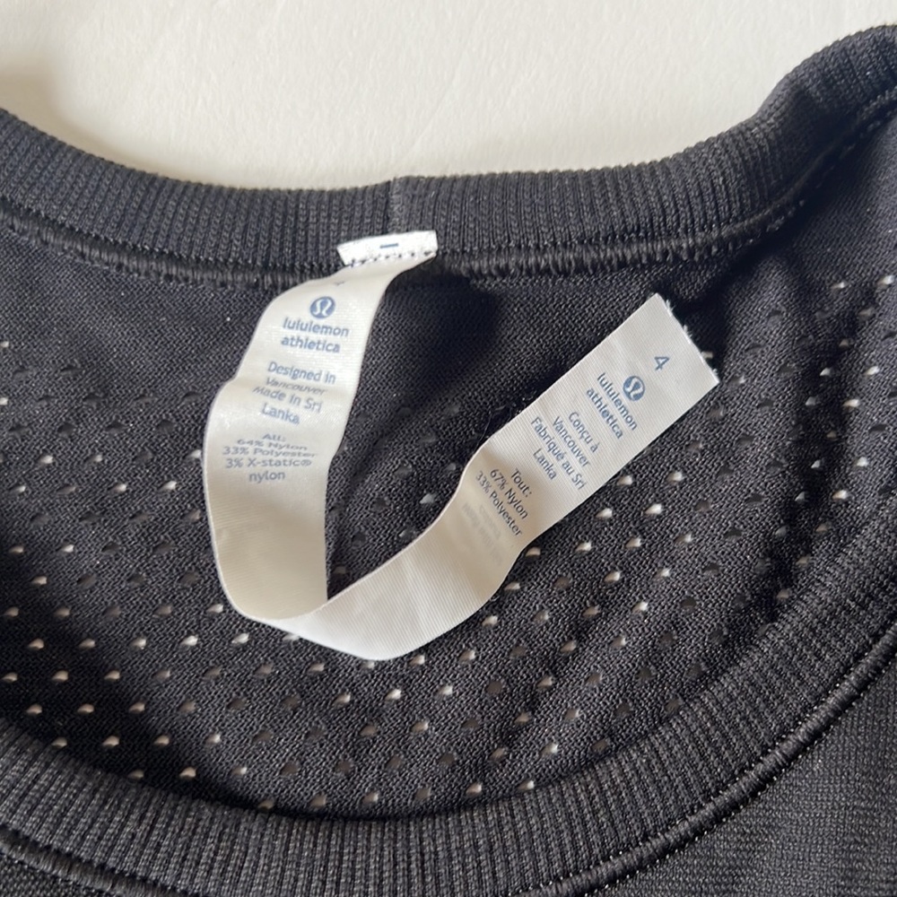 Lululemon Black Long Sleeve Perforated Shirt Size 4 - Gem